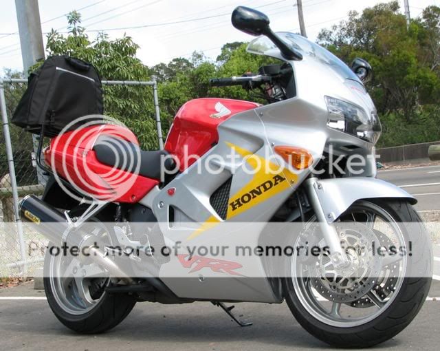 Ventura luggage system vs OEM bags | VFRworld